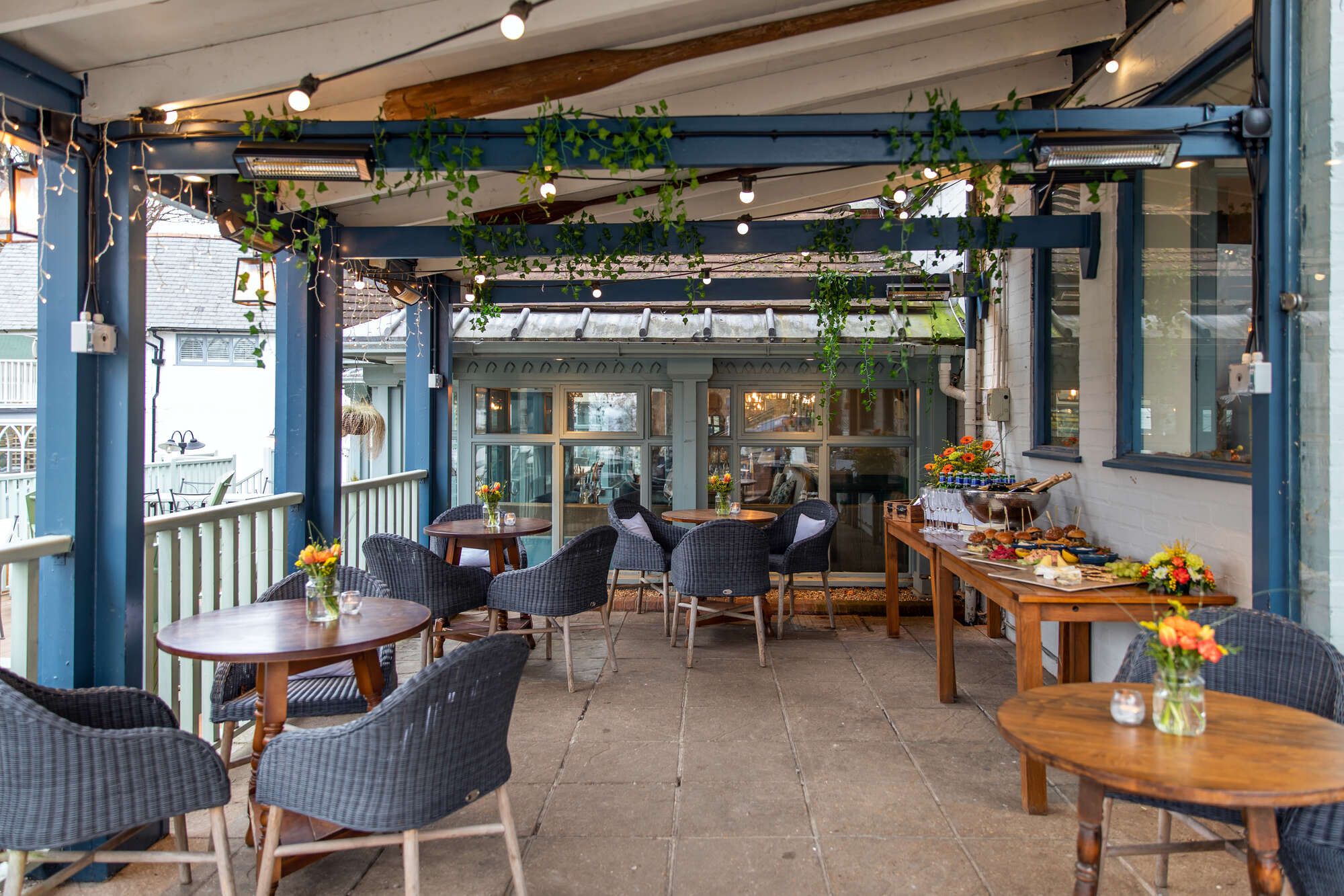 The Weyside | British riverside pub, situated by the river Wey in Guildford